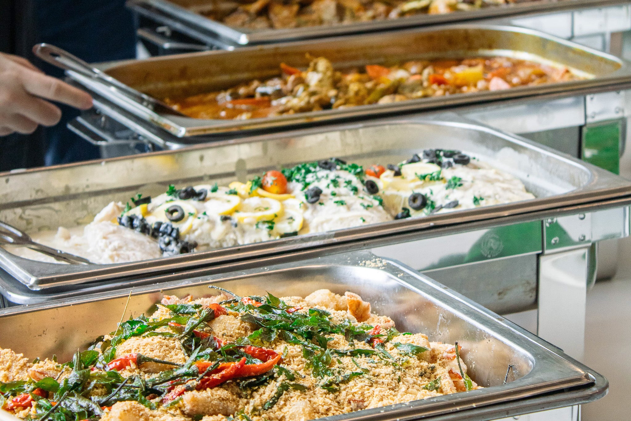 Executive Buffet (16 + 1 Course)